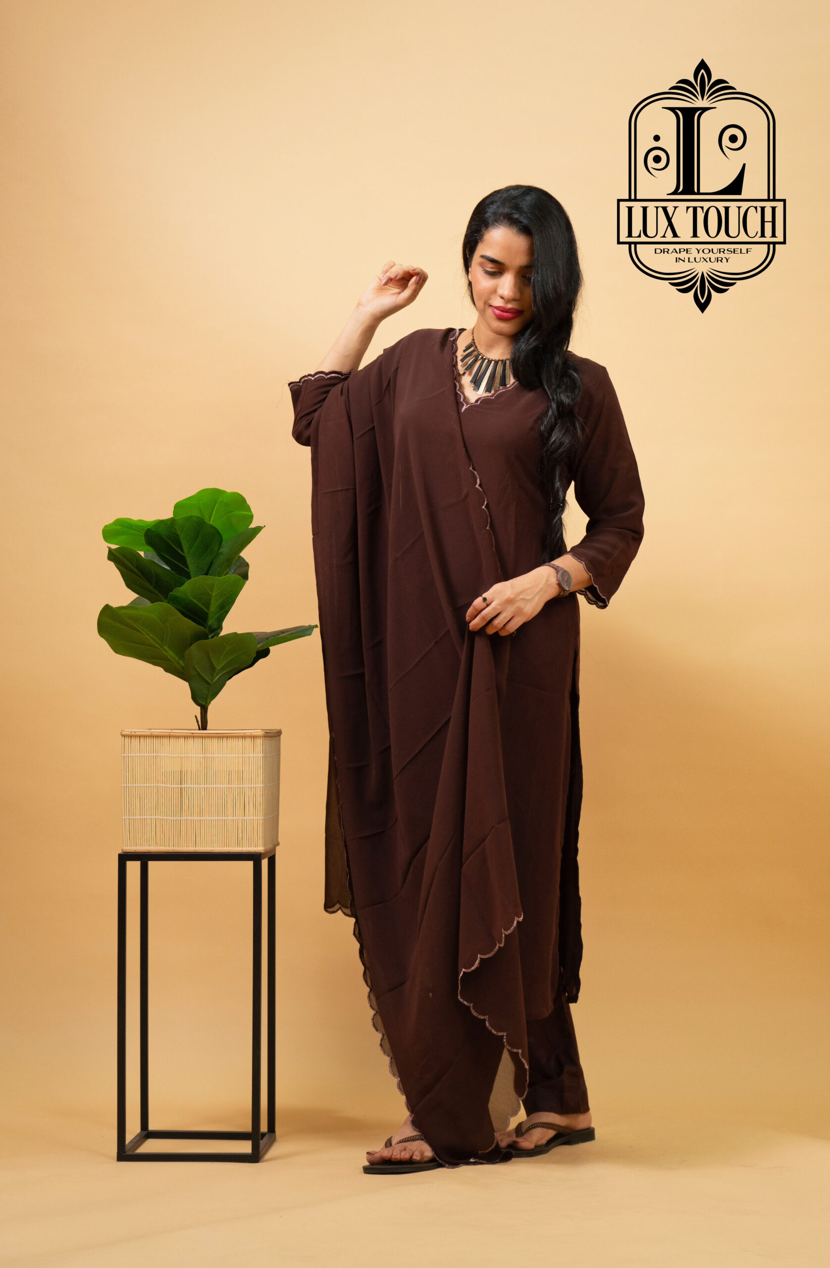 PLAIN SCALAP HIGHLIGHTED SUIT SET – luxtouch